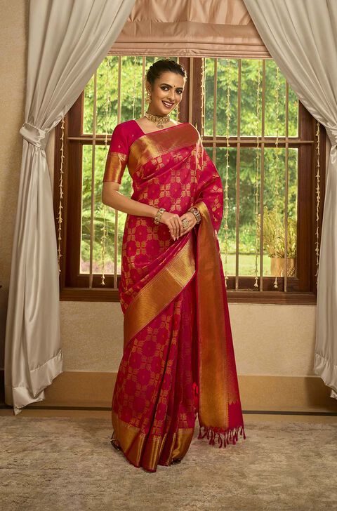 brocade pattern saree