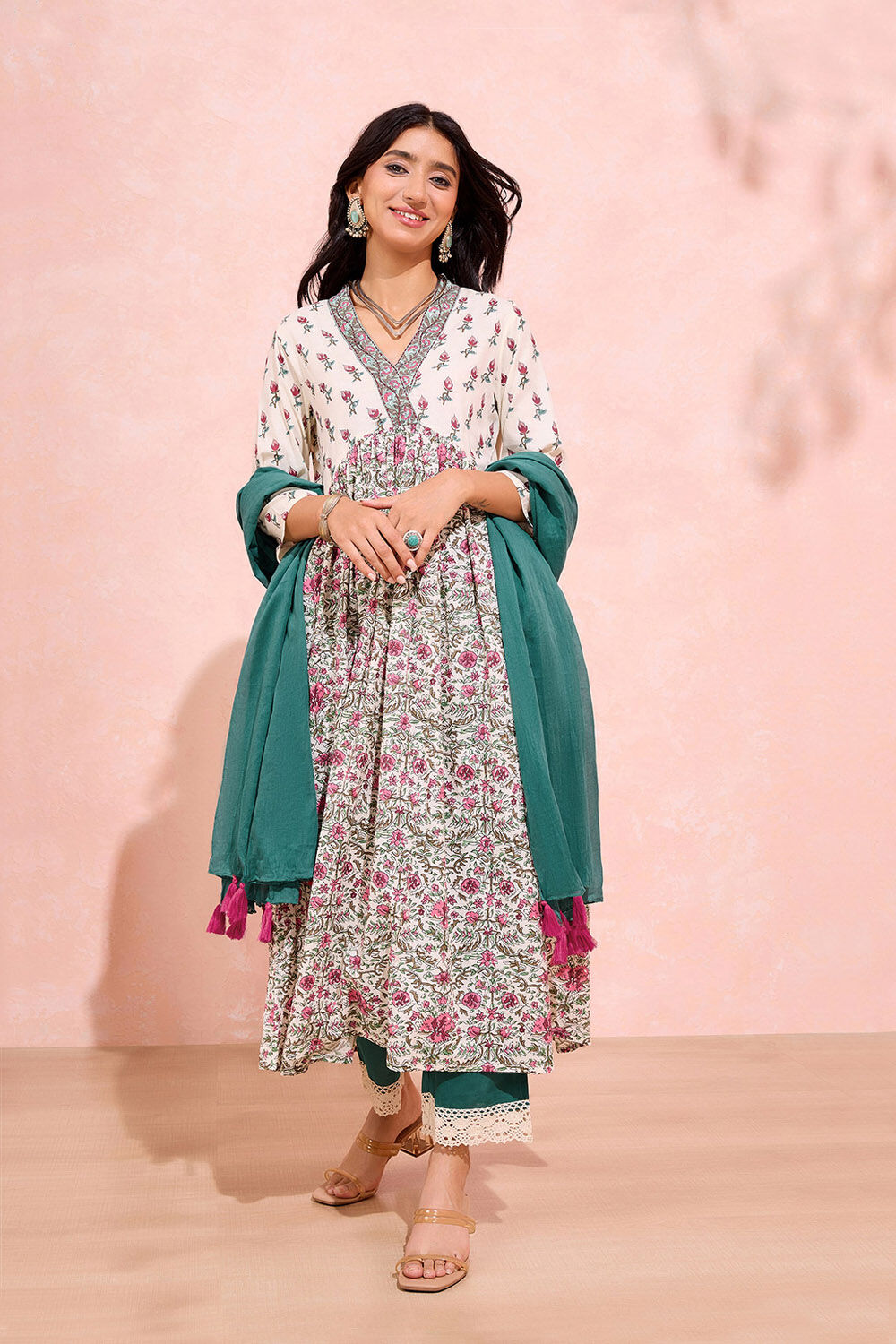 Off White Screen Printed Pure Cotton Kurta Set | Taneira Online Store