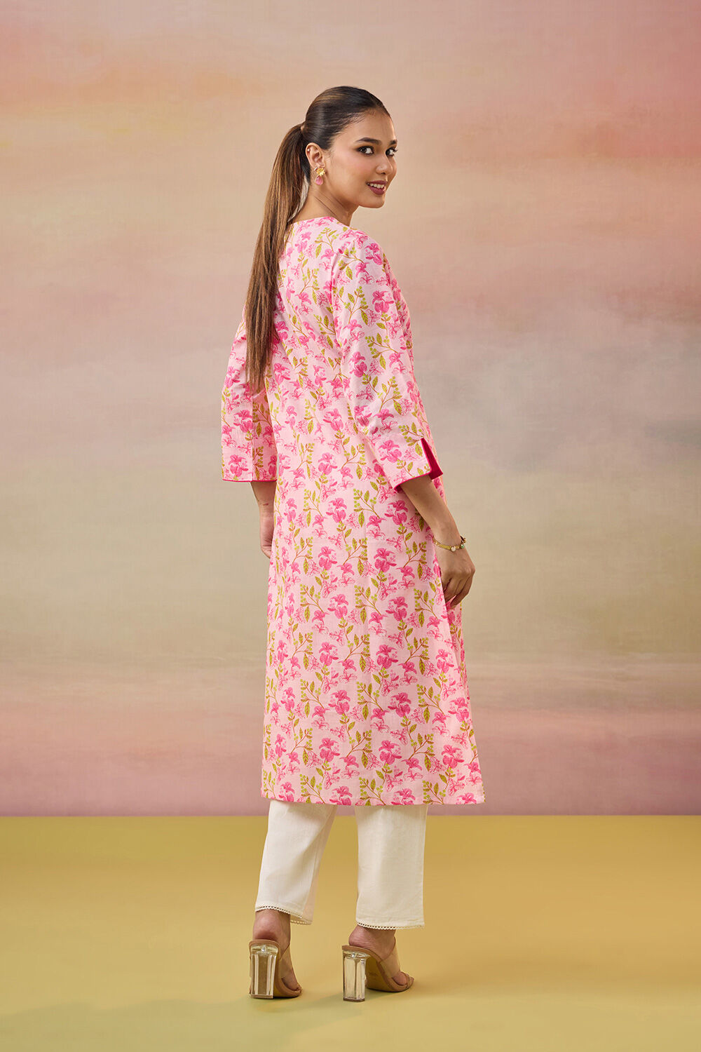Light Pink Screen Printed Pure Cotton Kurta | Taneira Online Store