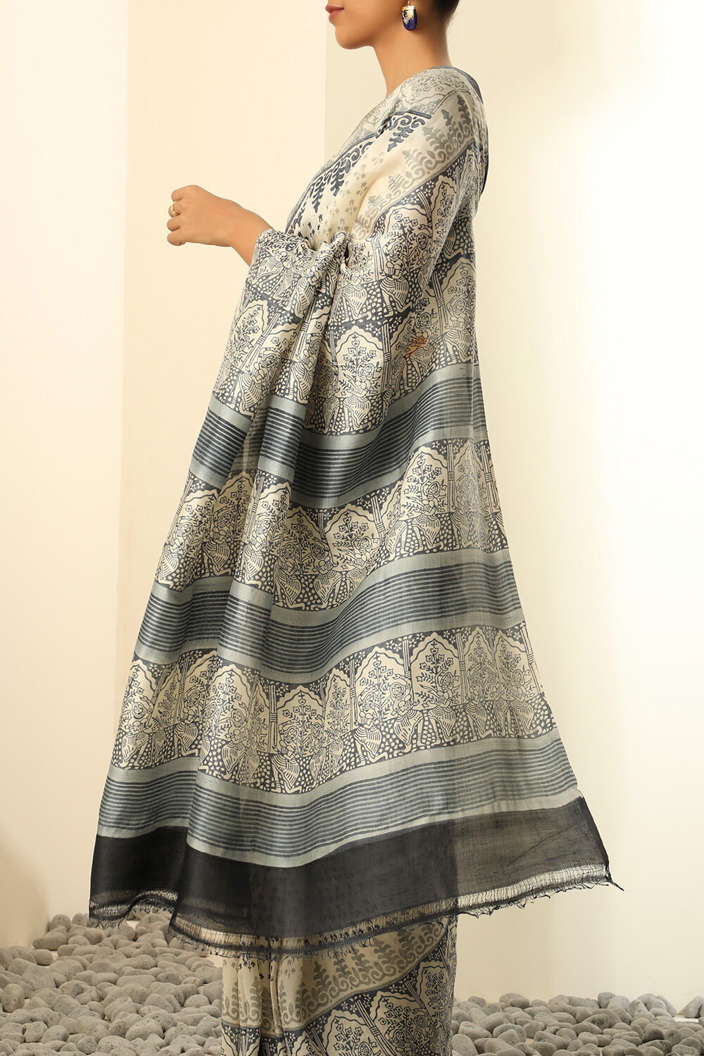 Off White Pure Silk Block Printed Saree | Taneira Online Store