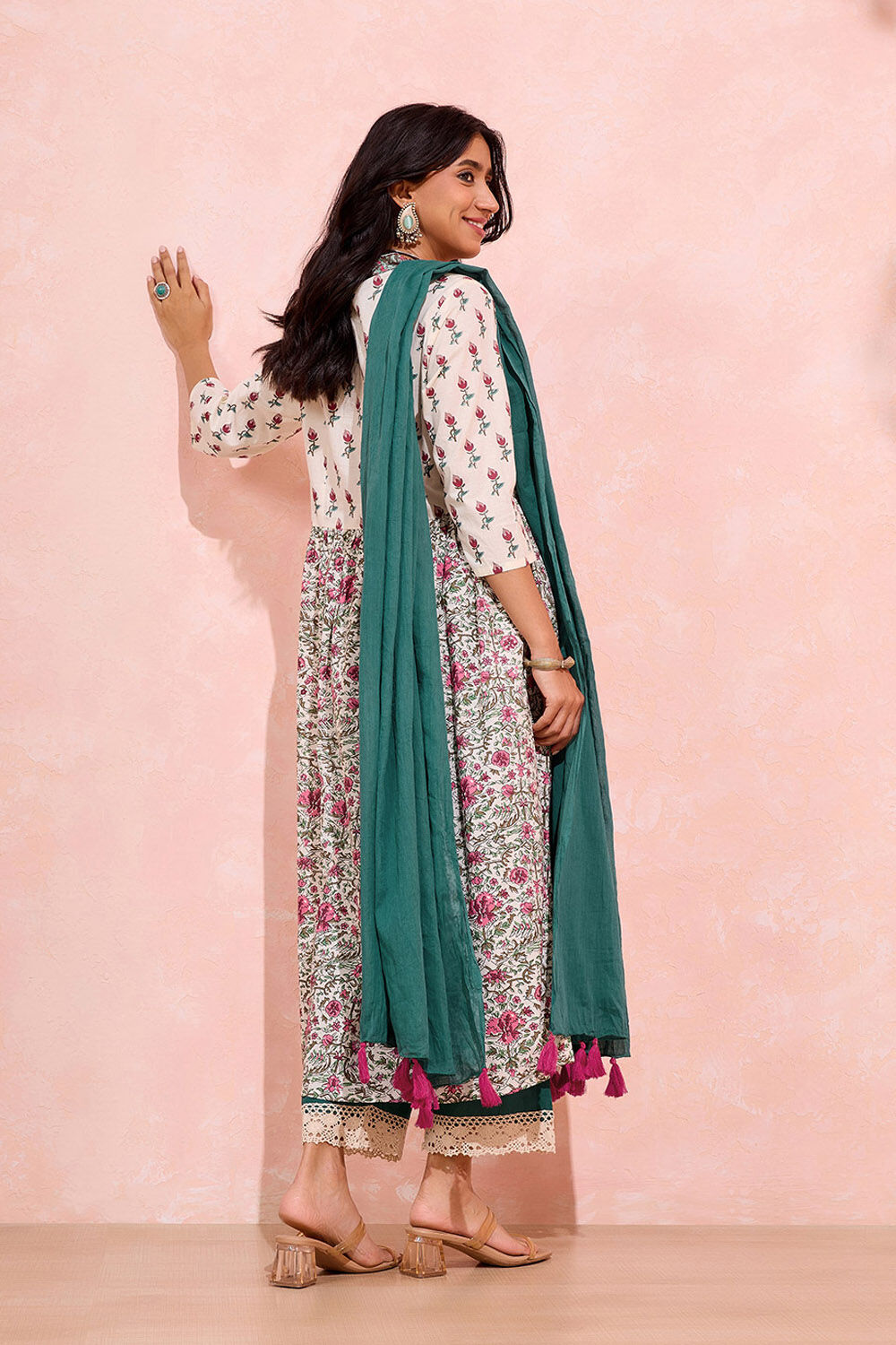 Off White Screen Printed Pure Cotton Kurta Set | Taneira Online Store